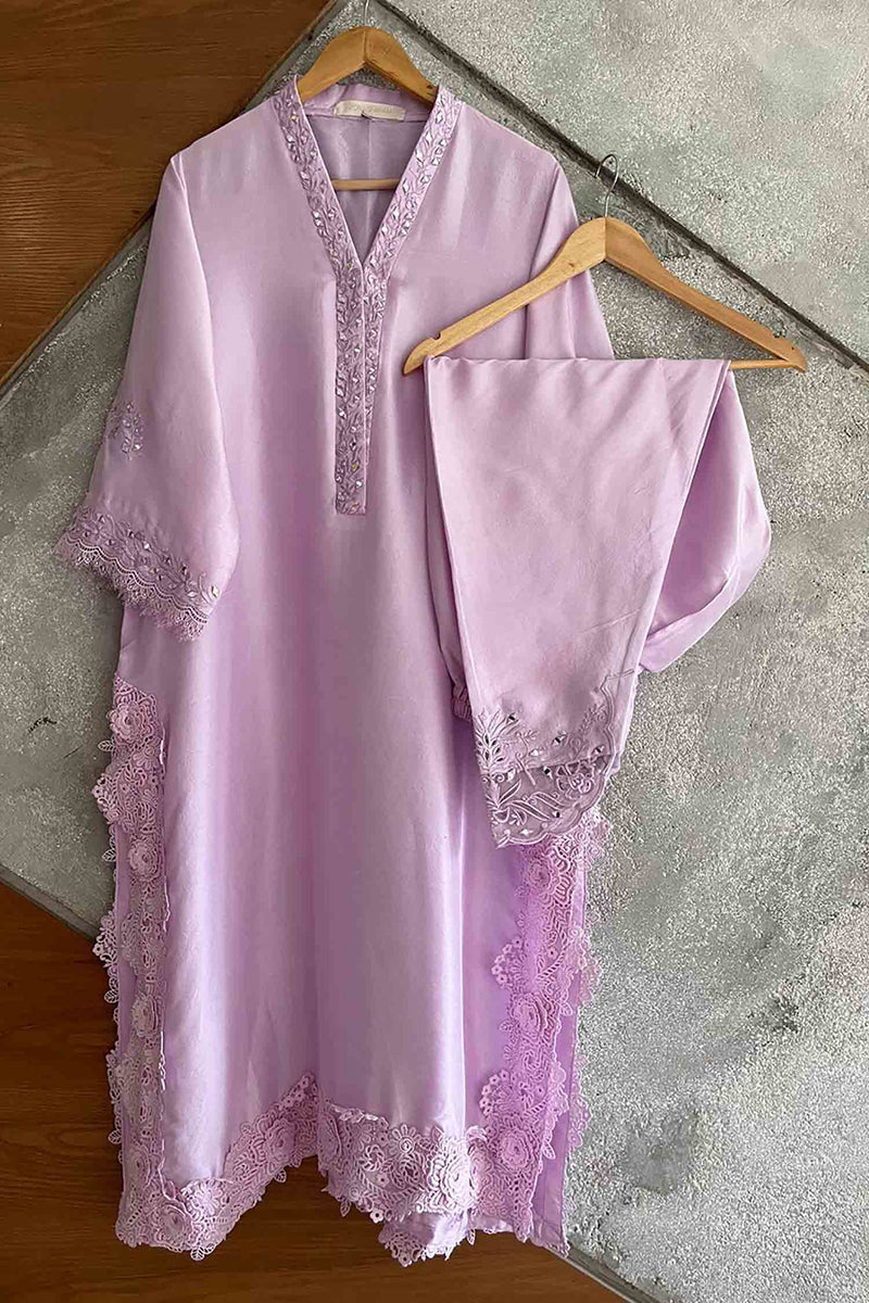 Floral Cutwork – Zona Shaham