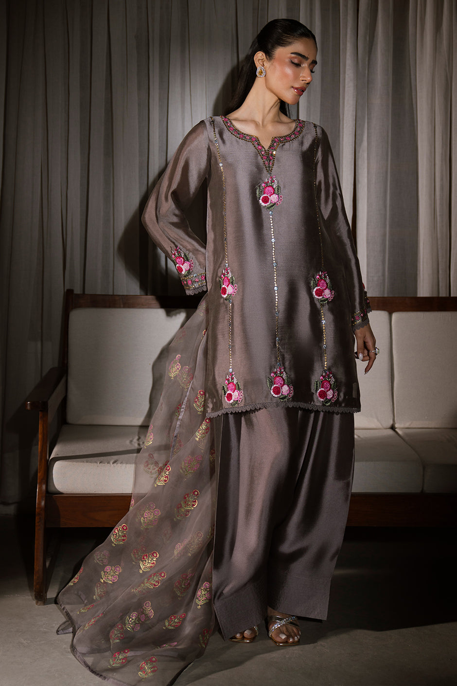 Farshi Shalwar Suit – Zona Shaham